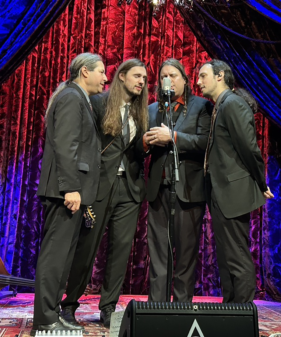 HENHOUSE PROWLERS: ANALOG@THE HUTTON HOTEL - Music City Music Magazine