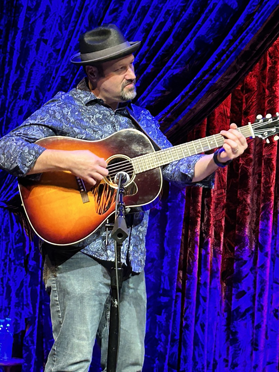 HENHOUSE PROWLERS: ANALOG@THE HUTTON HOTEL - Music City Music Magazine