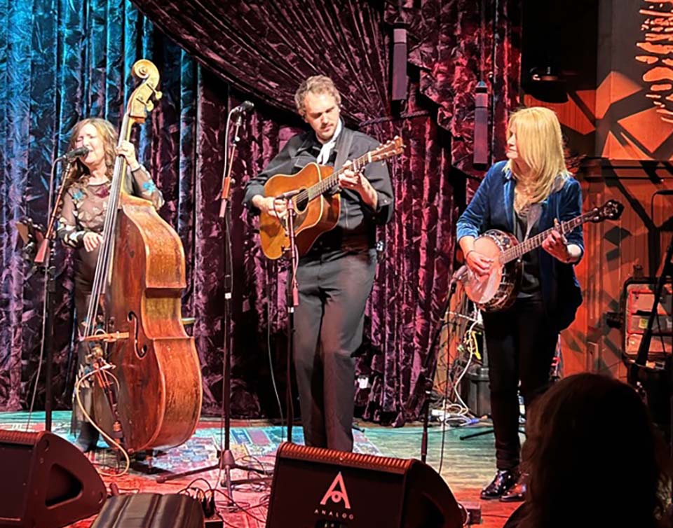 MISSY RAINES AND ALLEGHENY RELEASE “HIGHLANDER”@ THE ANALOG - Music ...